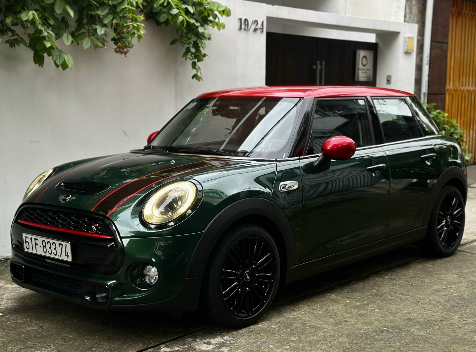 170 . Mini Cooper Model 2017