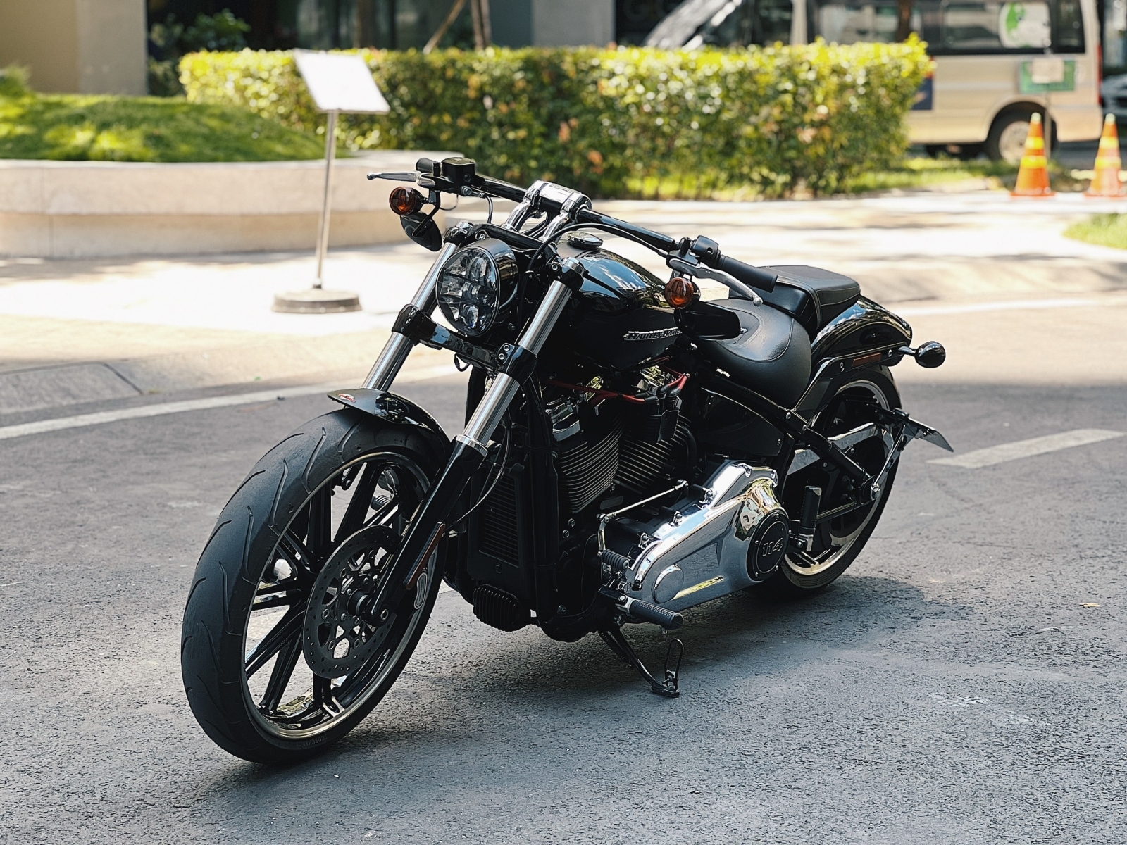 568 . Harley Davidson Breakout 114 [ HD Breakout ] model 2020